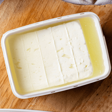 Greek Feta Cheese Formats Guide – Blocks, Brined & Crumbled