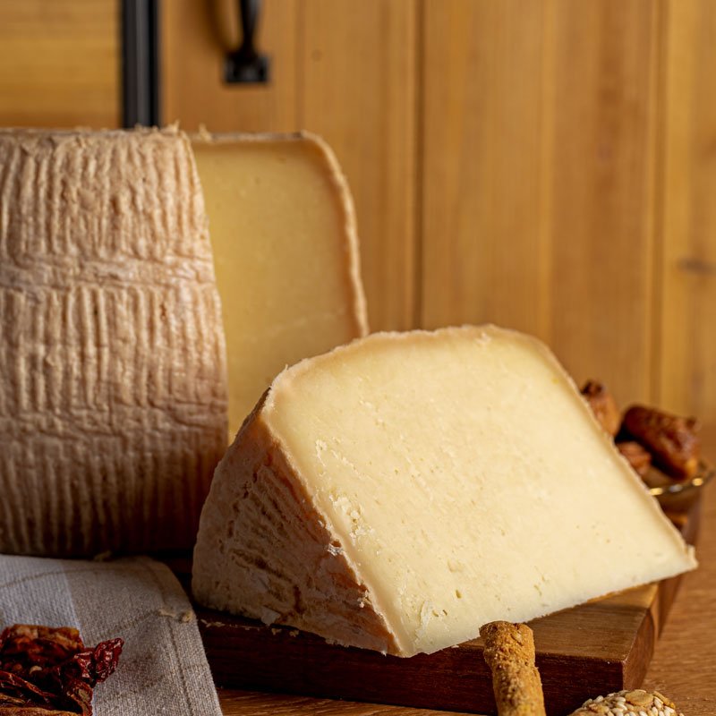 Aged Kefalotyri Naxou 250g – Greek Hard Cheese from Raw Milk