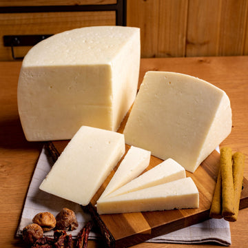 10 Greek Cheese to Eat: the most famous traditional cheeses of Greece